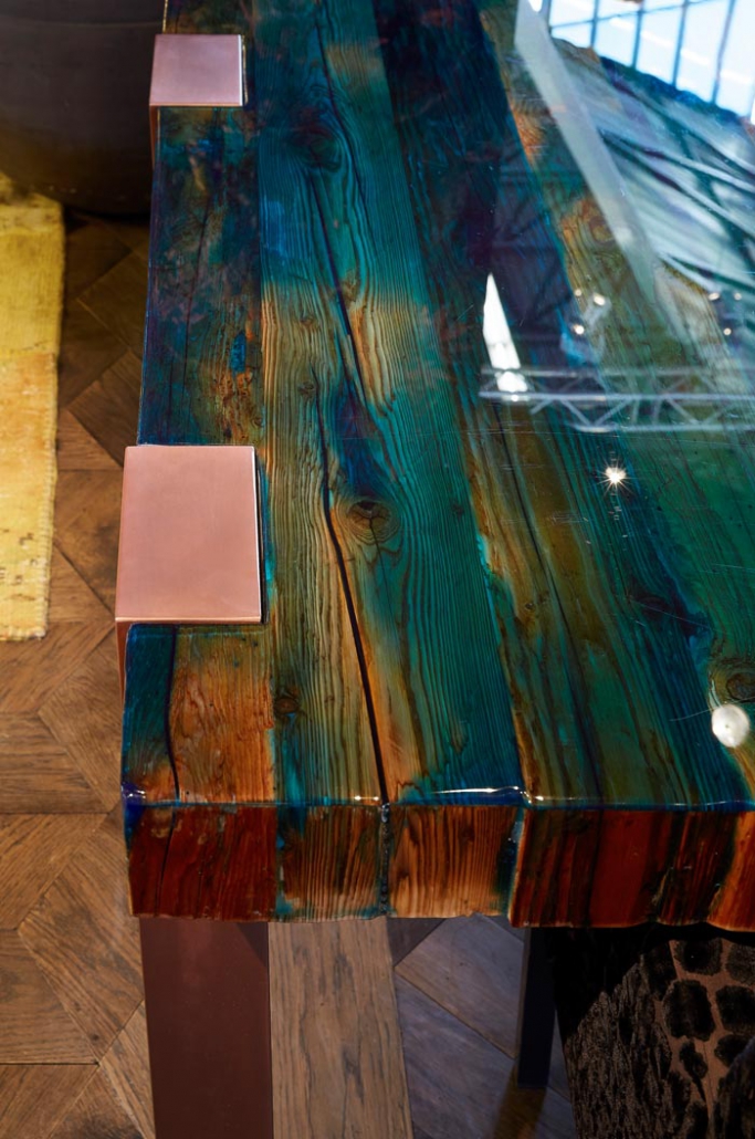 EPOXY TABLE - Osiris Hertman