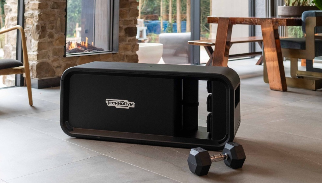 TECHNOGYM BENCH MOON SURFACE - Osiris Hertman